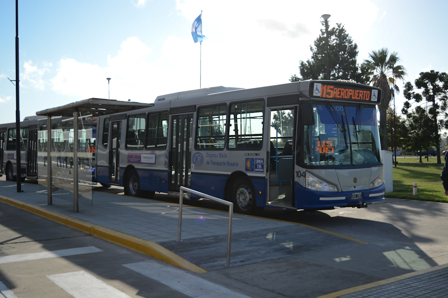 Noticias MR | Comenzó a funcionar la línea 115 bandera Aeropuerto